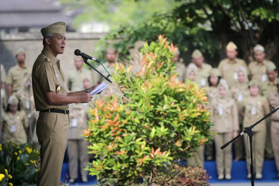 Dinas Pemegang Proyek Gede Diminta Hati-hati - Cakram.Net